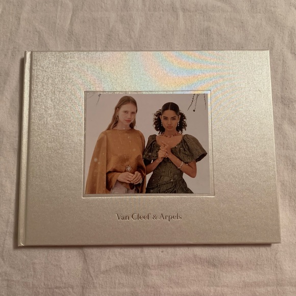 Van Cleef & Arpels | Accessories | Van Cleef Arpels Holiday Catalog ...